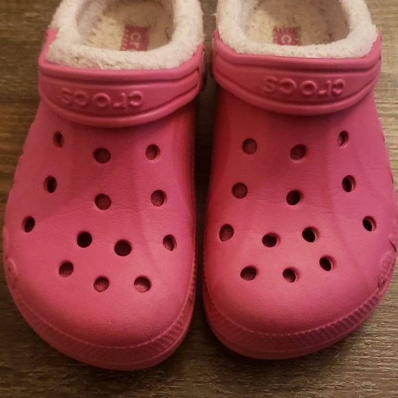 CROCS | Shoes | Girls Pink Crocs Size 213 | Poshmark
